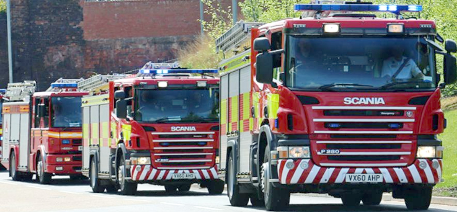 Car ends up on side after Kidderminster crash - The Kidderminster Standard