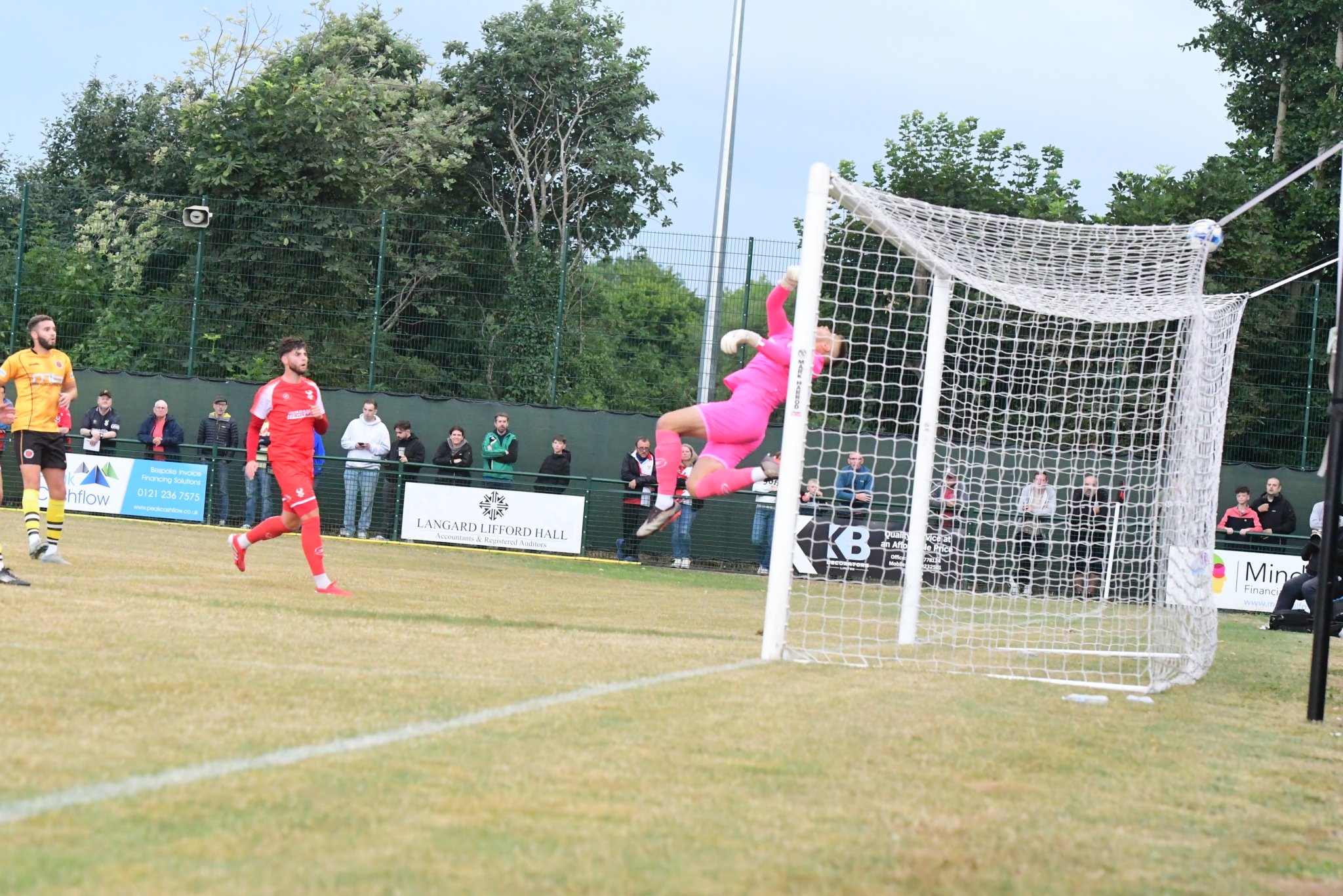 FOOTBALL - Adam Murray praises mentality of Kidderminster Harriers ...