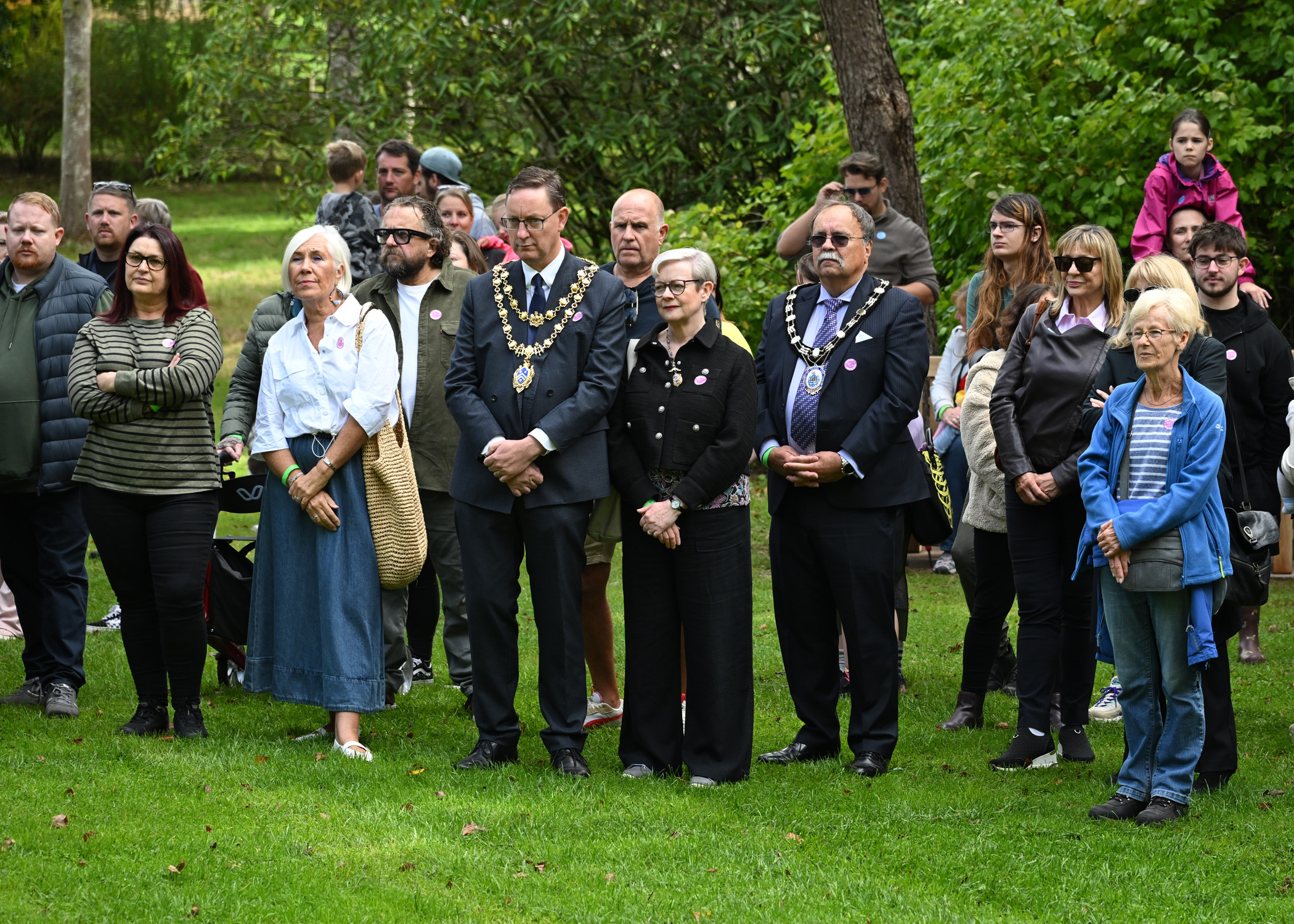 IN PICTURES - Cash flutters in for KEMP Hospice after poignant ...