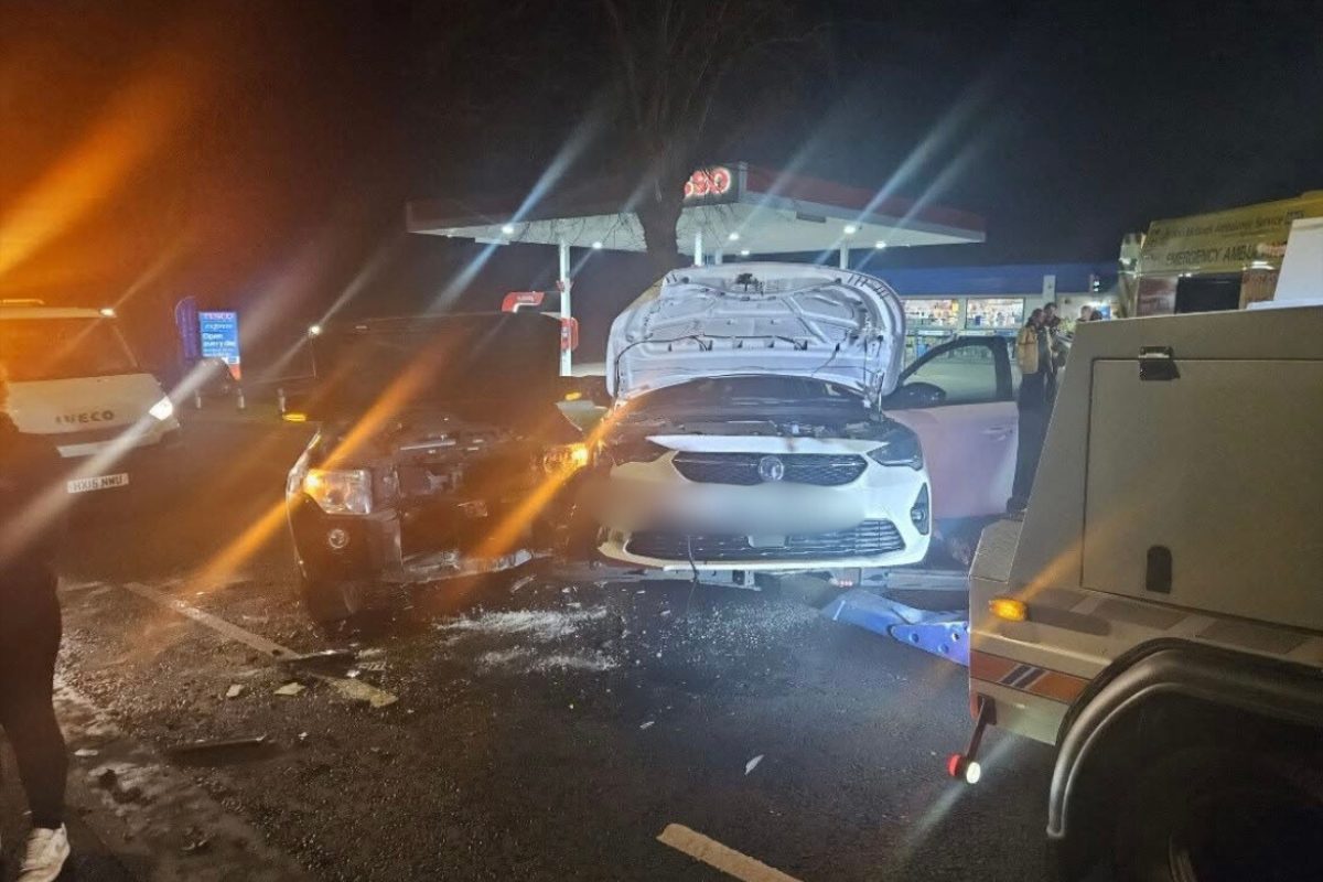 Crash on Bewdley Hill, Kidderminster- Emergency services called - The ...