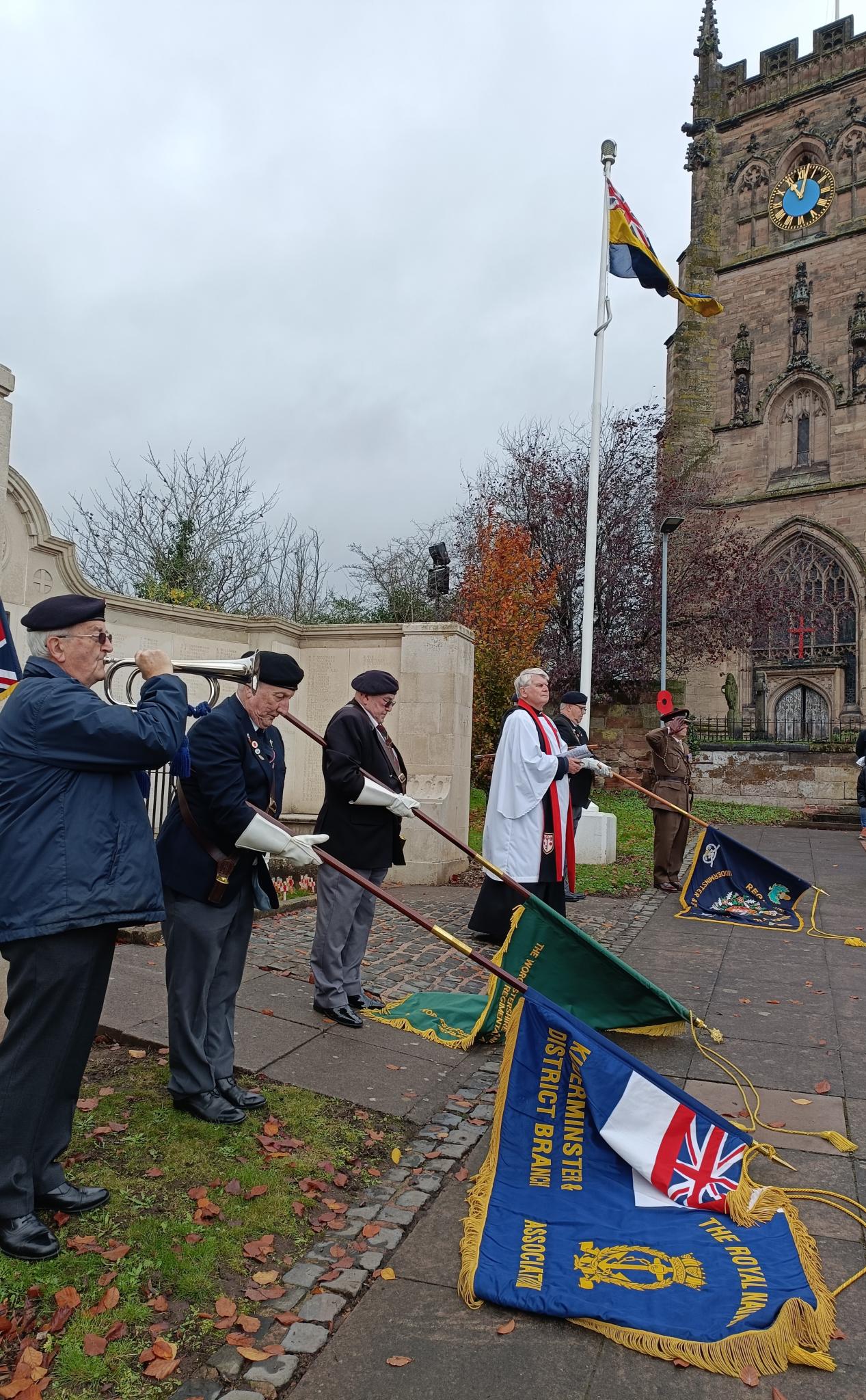 ARMISTICE DAY - Crowds gather for annual Kidderminster service