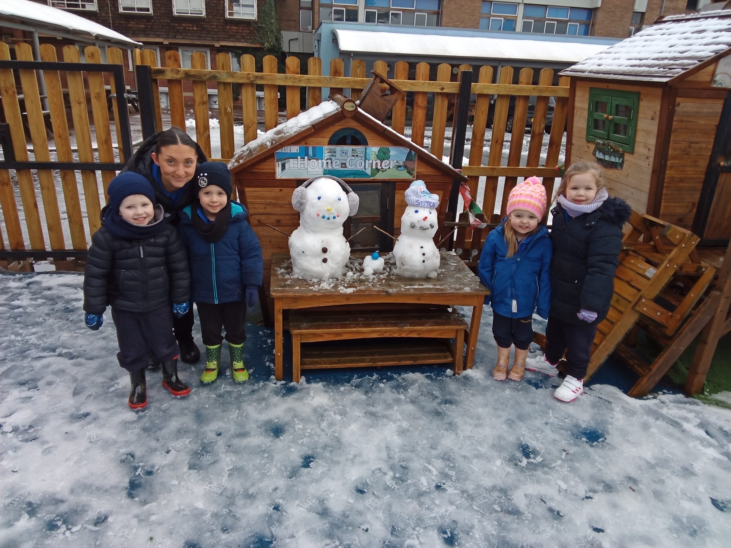 Kidderminster's Little Trinity Nursery youngsters' fun in the snow