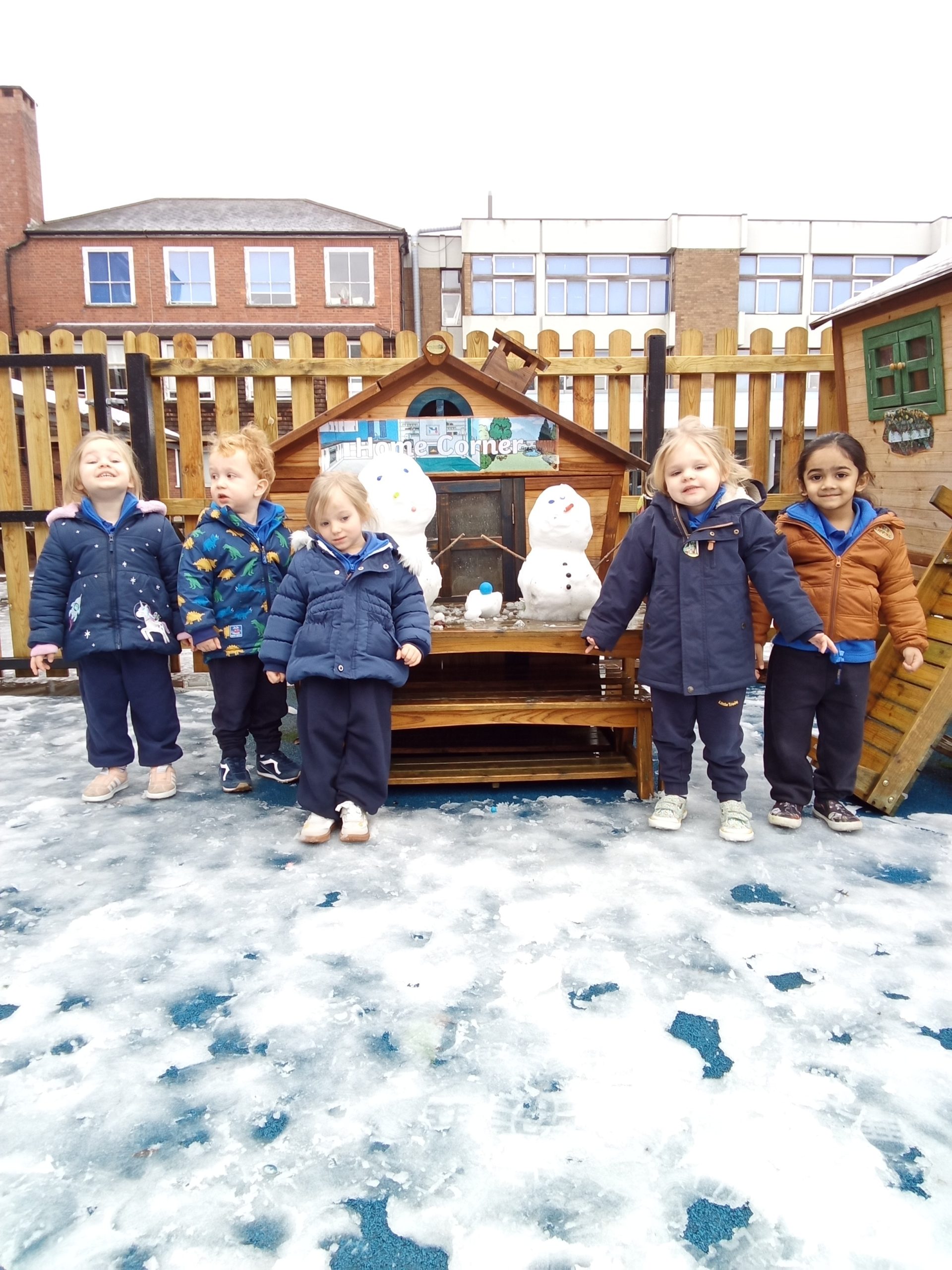 Kidderminster's Little Trinity Nursery youngsters' fun in the snow
