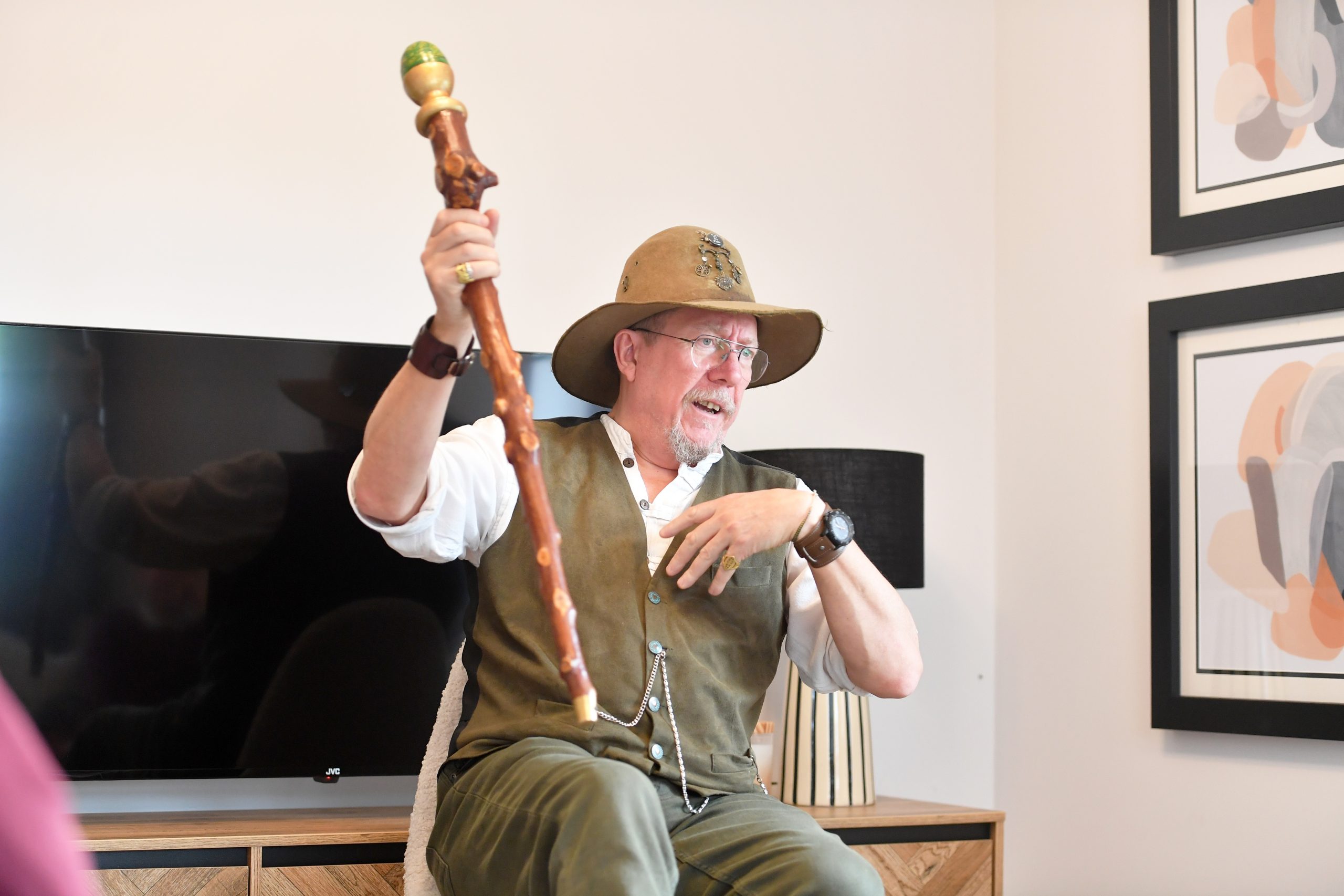 Stourport schoolchildren wowed by storyteller on World Book Day - The ...