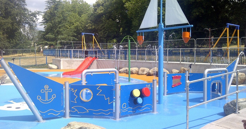 Brinton Park Splashpad, Kidderminster- Re-opening date revealed - The ...