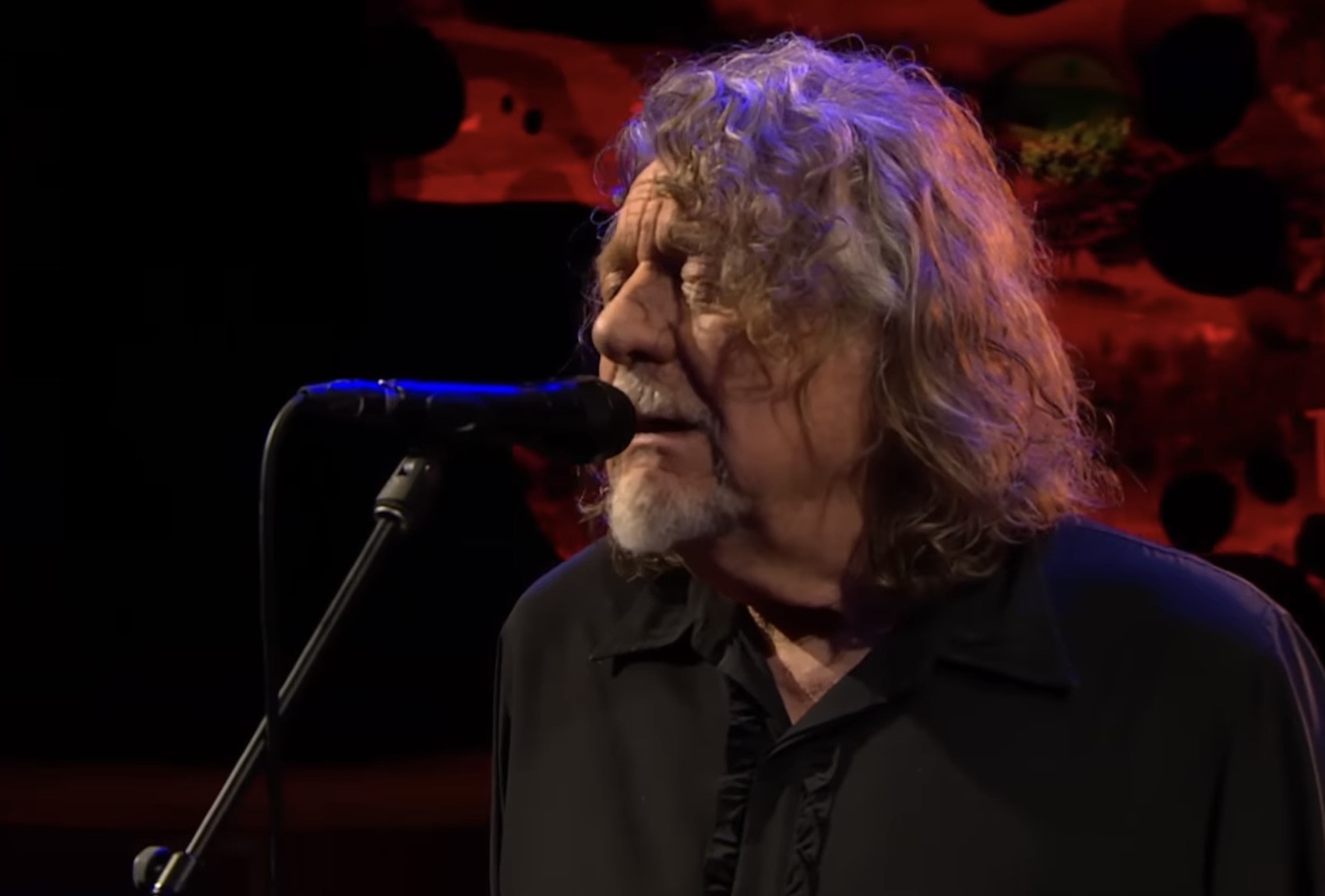 Robert Plant: Led Zeppelin star's ‘Ramble On’ YouTube clip viral - The ...